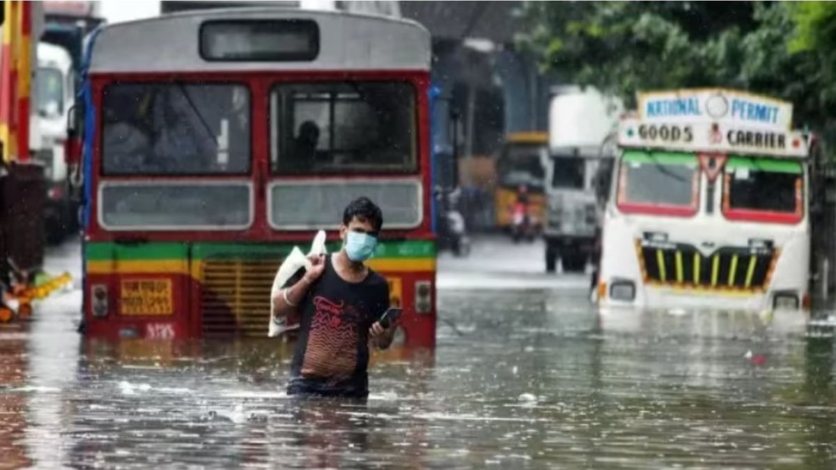 Mumbai Rains: Train, Flight Services Hit, Rivers Breach Danger Mark; BMC Declares Holiday For ...